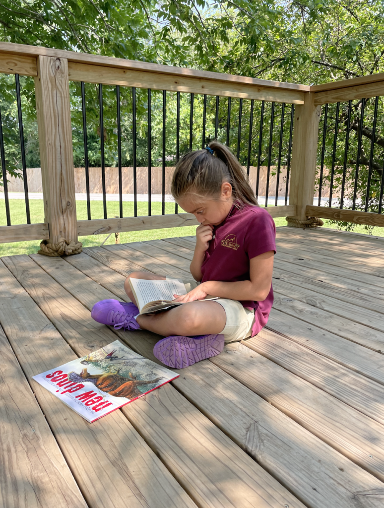 Silent Reading in the Big Backyard - 1st Grade Blog
