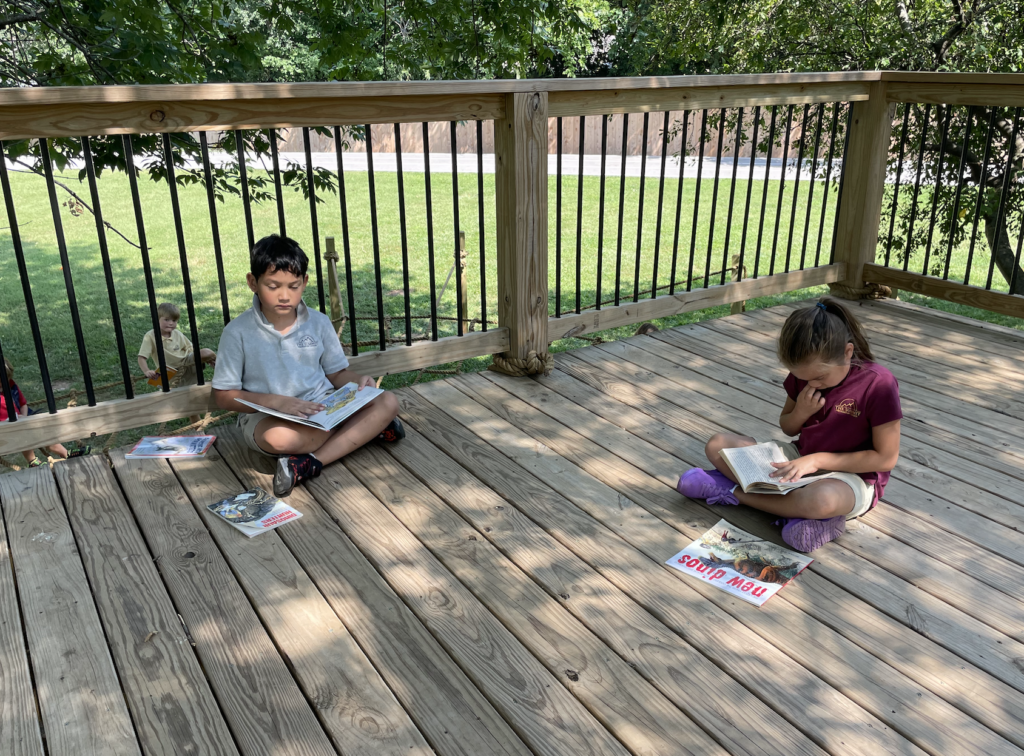 Silent Reading in the Big Backyard - 1st Grade Blog
